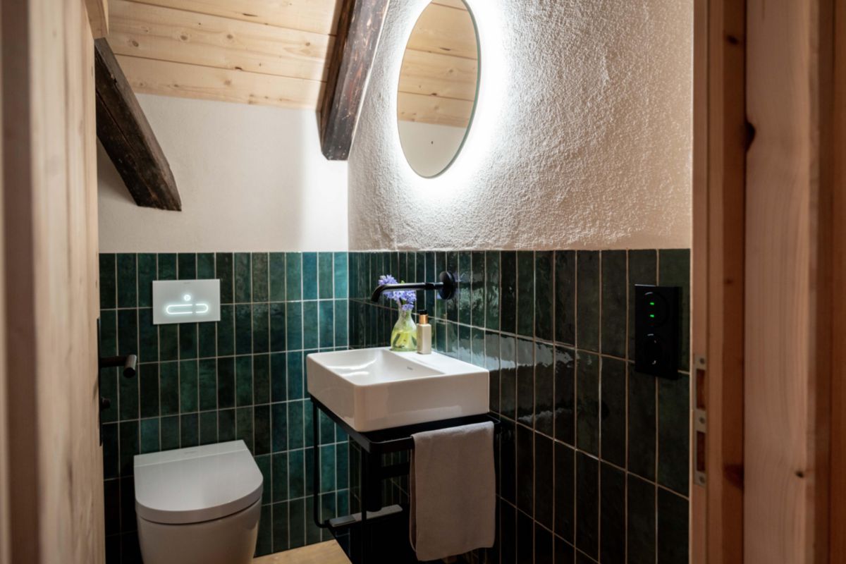 AXOR - AXOR One Mitigeur de lavabo encastré mural Select avec bec 220 ...