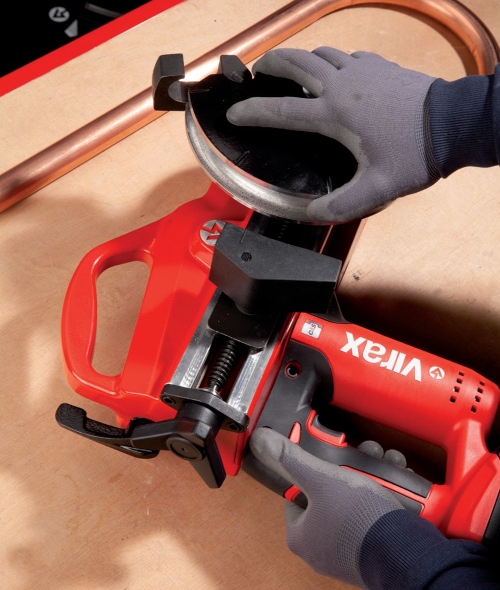 VIRAX - Cintreuse Eurostem III 18V 12-14-16-18-22mm Réf. 251874 | Cedeo