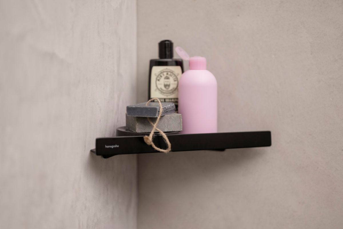 HANSGROHE - Tablette d'angle AddStoris noir mat Réf. 41741670 | Cedeo