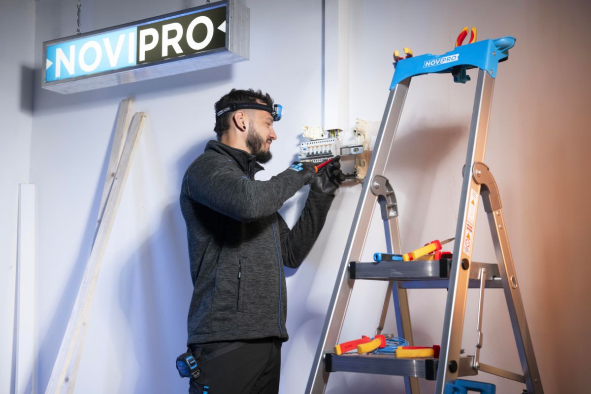 NOVIPRO - Pince à bec droite demi ronde NOVIPRO | Cedeo