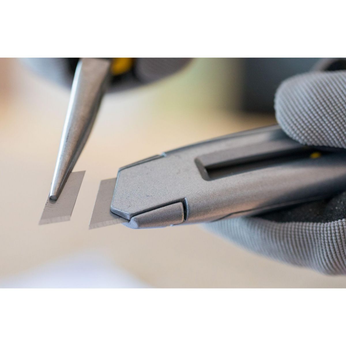 STANLEY - Cutter Interlock 18mm réf. 0-10-018 | Cedeo