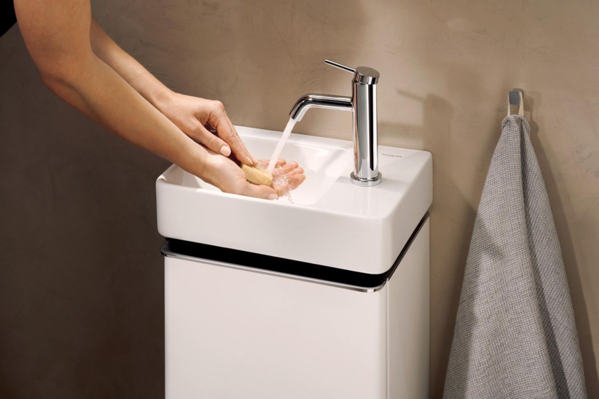 HANSGROHE - Crochet simple Chromé Réf. 41742000 | Cedeo